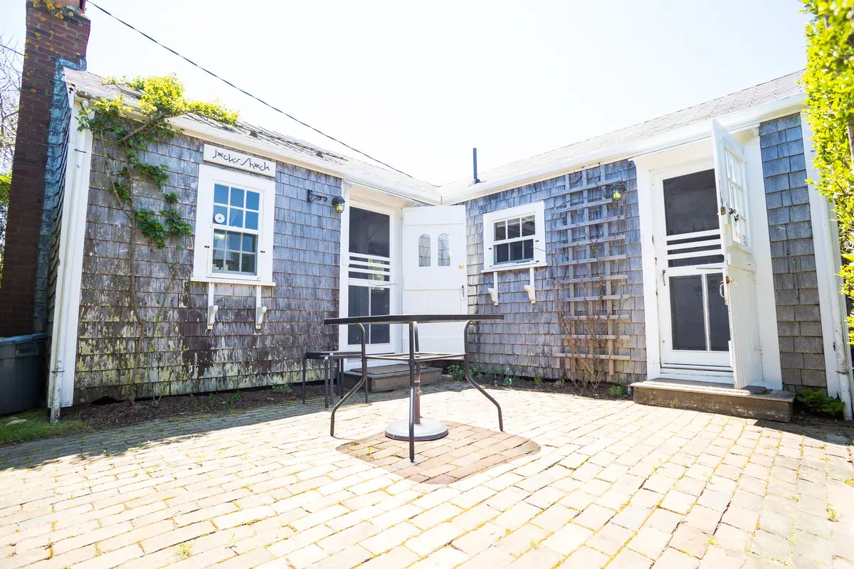 Nantucket Rental, Sconset | Sconset summer cottage with brick patio