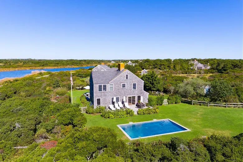 Nantucket Rental, Miacomet | 5BR Miacomet Beach House with Pool + Water ...