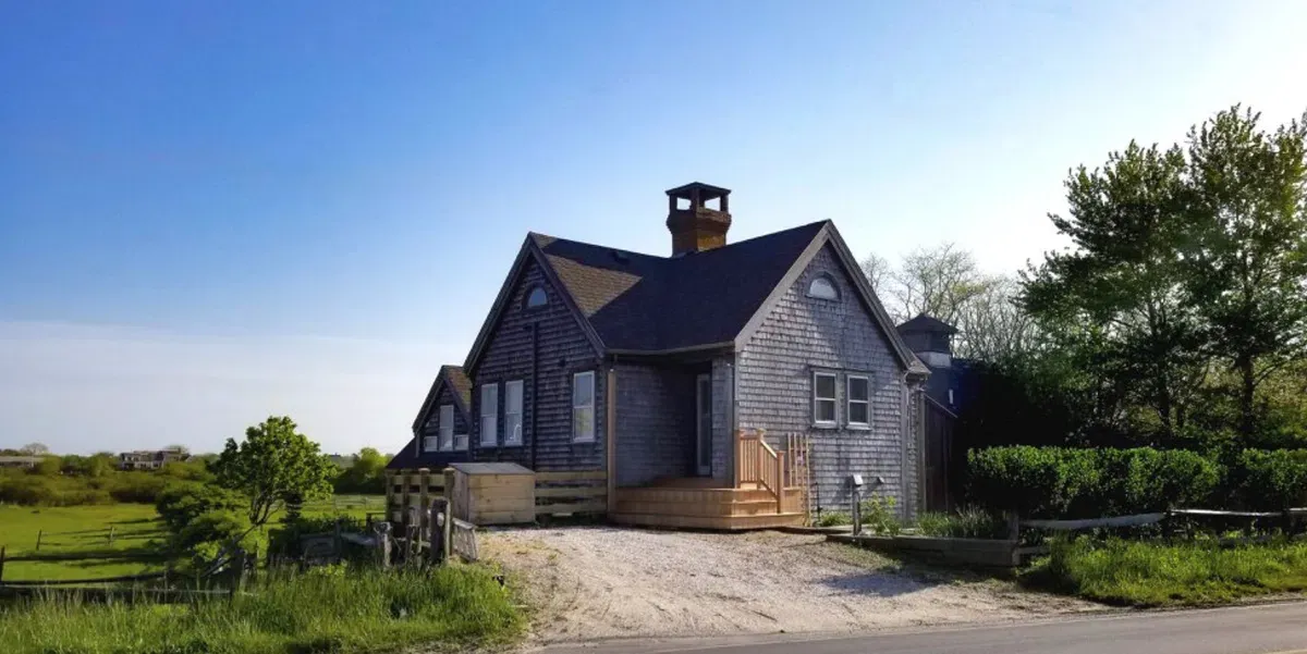 Nantucket Rental, Town | "The farm at Indian Meadow" - Sitting on 1.5 ...