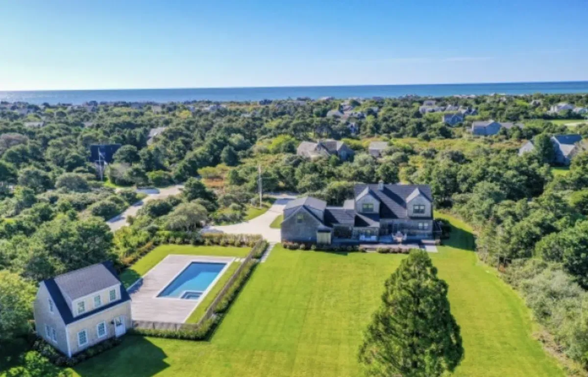 Nantucket Rental, Surfside | Newly Renovated Surfside Retreat