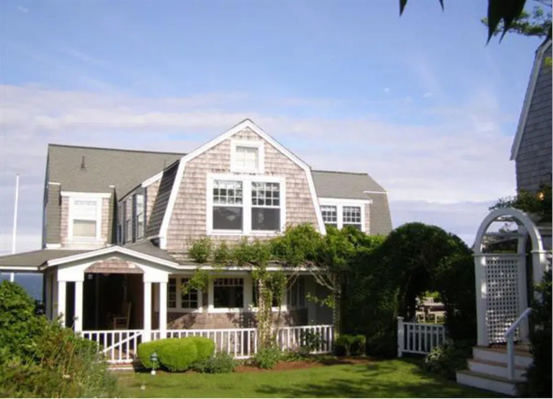 Nantucket Rental, Sconset | Oceanfront Sconset Bluff House