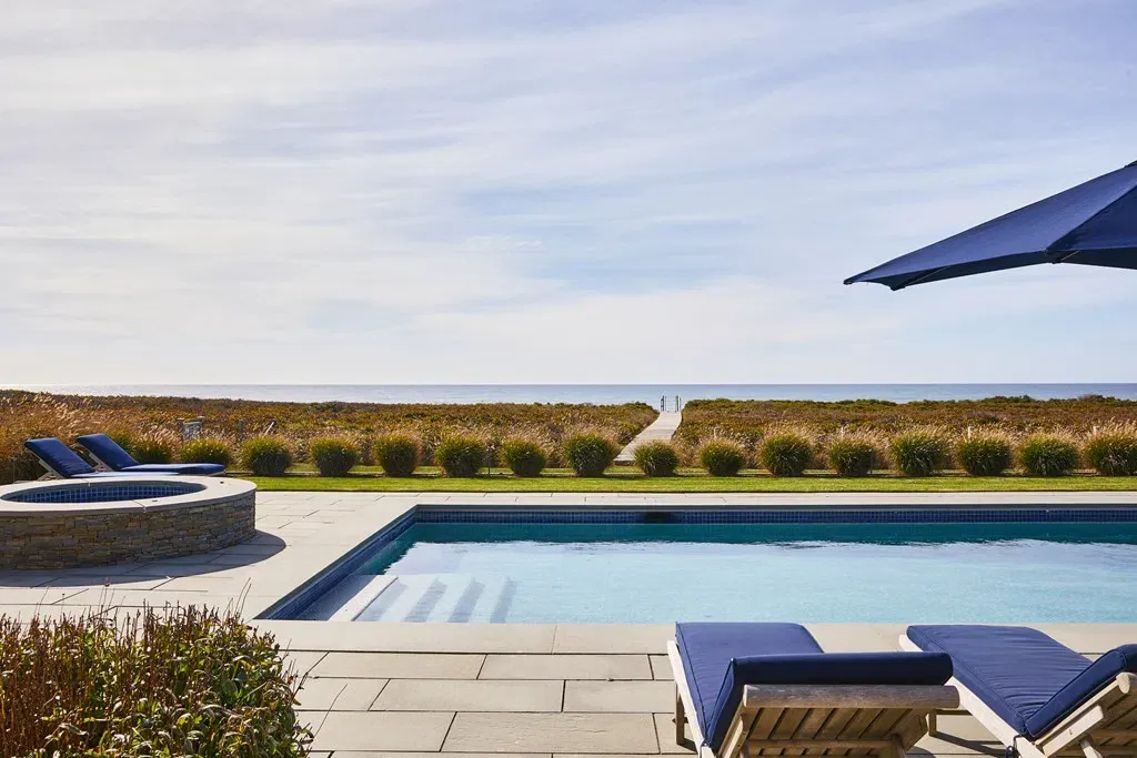 Nantucket Rental, Madequecham | Spectacular oceanfront home in Madequecham